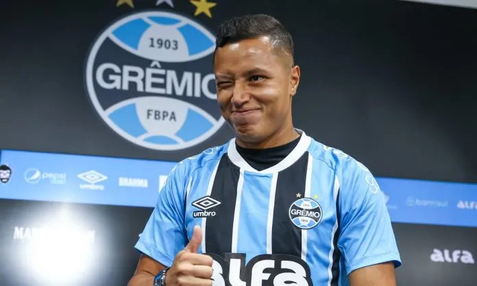 Grêmio terá que pagar R$ 1,5 milhão ao Cruzeiro se escalar Marlon pelo ...