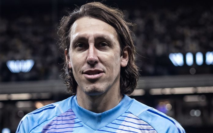 Cássio é o jogador do Cruzeiro que mais enfrentou o Atlético-MG na ...